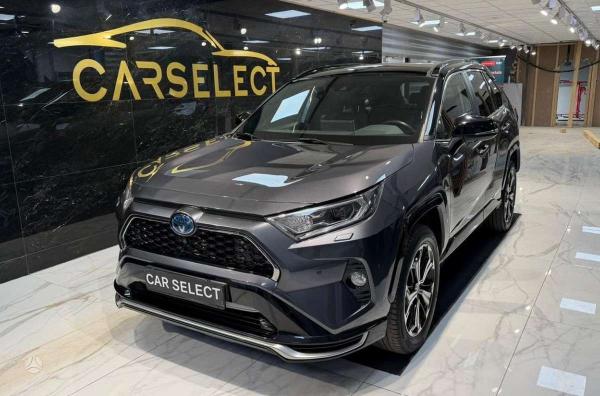 Pelēks Toyota RAV4 2021 Viļņa, ar dzinēja tilpumu 2.49 L un nobraukumu 136 tūkst. km par 33200 €, foto 2 vietnē AUTOMOTO.COM.LV