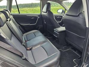 Pelēks Toyota RAV4 2021 Viļņa, ar dzinēja tilpumu 2.49 L un nobraukumu 6 tūkst. km par 33500 €, foto 23 vietnē AUTOMOTO.COM.LV