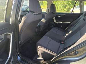 Grey Toyota RAV4 2021 in Siauliai, with an engine capacity of 1.99 L and mileage of 100 thousand km for 13900 €, photo 19 on AUTOMOTO.COM.LV