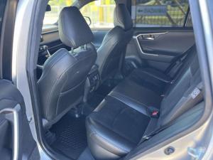 Grey Toyota RAV4 2021 in Vilnius, with an engine capacity of 2.49 L and mileage of 146 thousand km for 25499 €, photo 11 on AUTOMOTO.COM.LV