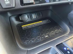 Grey Toyota RAV4 2021 in Vilnius, with an engine capacity of 2.49 L and mileage of 146 thousand km for 25499 €, photo 21 on AUTOMOTO.COM.LV
