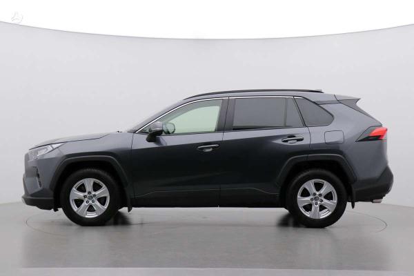 Grey Toyota RAV4 2021 in Vilnius, with an engine capacity of 1.99 L and mileage of 91 thousand km for 24900 €, photo 4 on AUTOMOTO.COM.LV