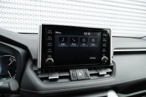 Grey Toyota RAV4 2021 in Marupe, with an engine capacity of 2.00 L and mileage of 83 thousand km for 27850 €, photo 14 on AUTOMOTO.COM.LV
