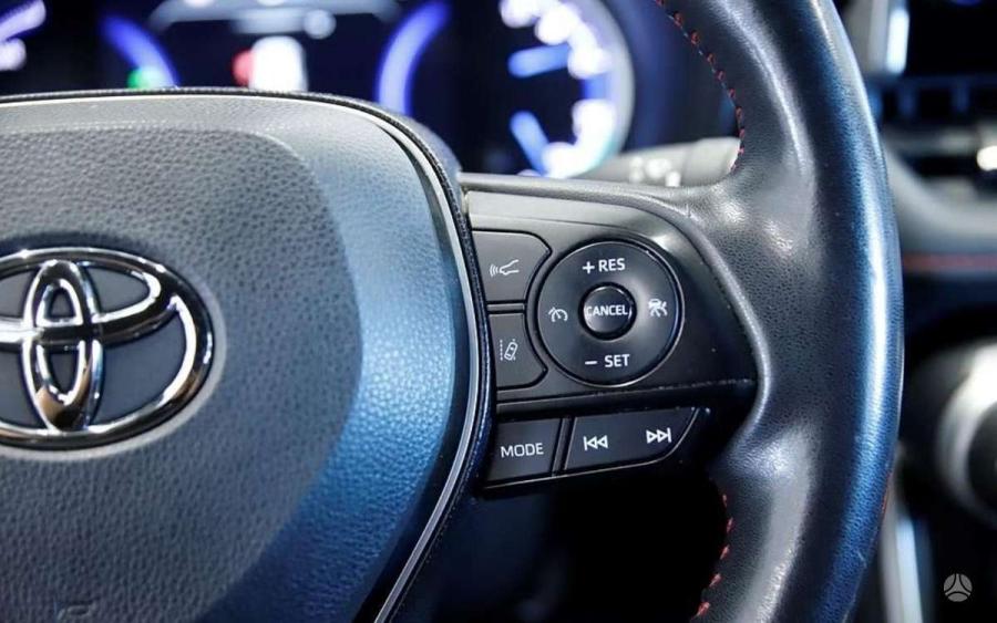 Pelēks Toyota RAV4 2021 Viļņa, ar dzinēja tilpumu 2.49 L un nobraukumu 108 tūkst. km par 35200 €, foto 14 vietnē AUTOMOTO.COM.LV