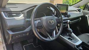 Pelēks Toyota RAV4 2021 Viļņa, ar dzinēja tilpumu 2.49 L un nobraukumu 86 tūkst. km par 32500 €, foto 12 vietnē AUTOMOTO.COM.LV