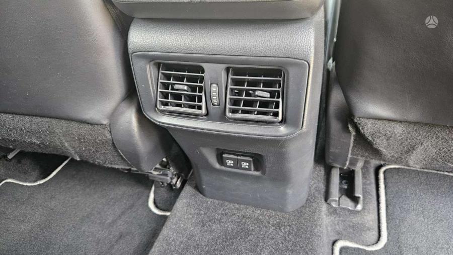 Pelēks Toyota RAV4 2021 Viļņa, ar dzinēja tilpumu 2.49 L un nobraukumu 86 tūkst. km par 32500 €, foto 22 vietnē AUTOMOTO.COM.LV