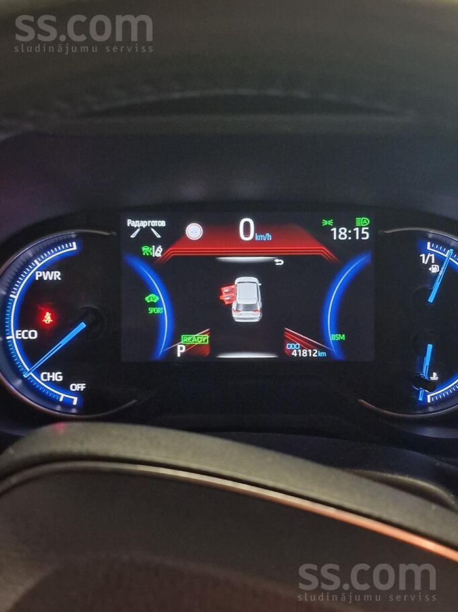 Pelēks Toyota RAV4 2021 Rīga, ar dzinēja tilpumu 2.50 L un nobraukumu 44 tūkst. km par 31500 €, foto 6 vietnē AUTOMOTO.COM.LV