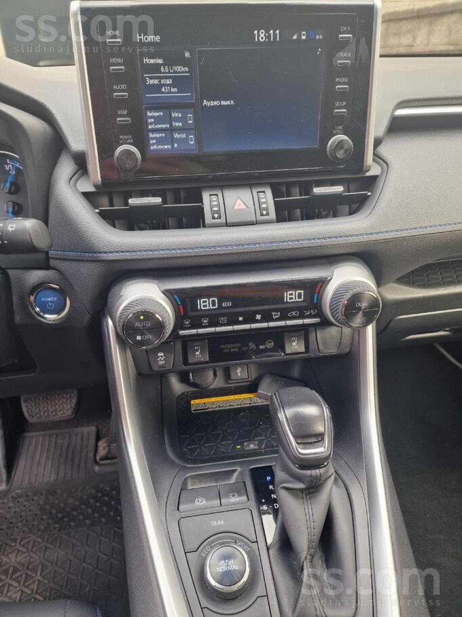 Pelēks Toyota RAV4 2021 Rīga, ar dzinēja tilpumu 2.50 L un nobraukumu 44 tūkst. km par 31500 €, foto 8 vietnē AUTOMOTO.COM.LV