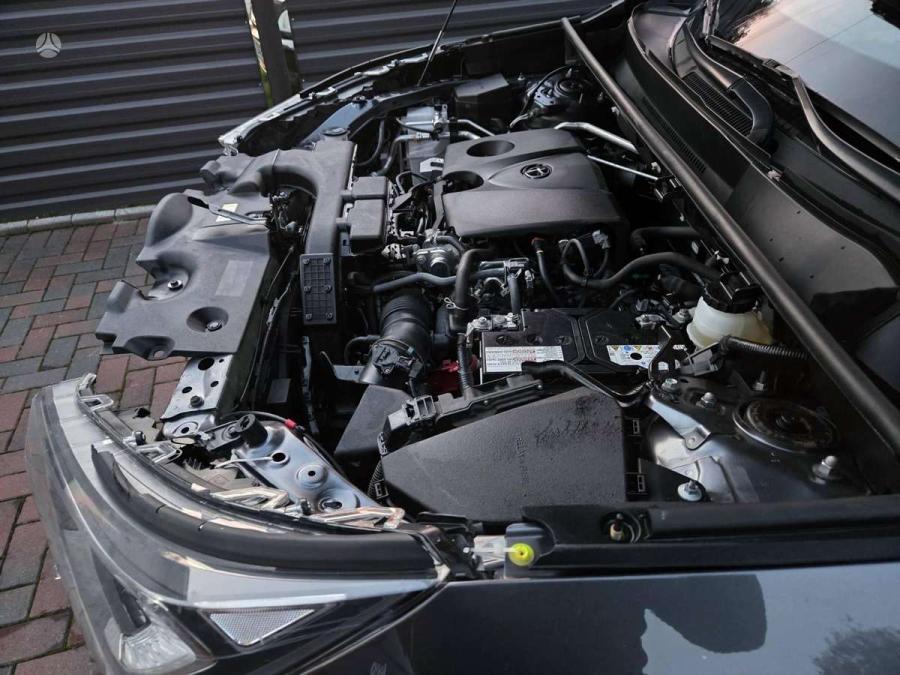 Grey Toyota RAV4 2021 in Siauliai, with an engine capacity of 1.99 L and mileage of 100 thousand km for 13899 €, photo 18 on AUTOMOTO.COM.LV