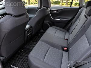Pelēks Toyota RAV4 2021 Rīga, ar dzinēja tilpumu 2.00 L un nobraukumu 43 tūkst. km par 22500 €, foto 8 vietnē AUTOMOTO.COM.LV