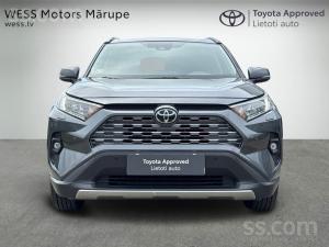 Pelēks Toyota RAV4 2022 Rīga, ar dzinēja tilpumu 2.00 L un nobraukumu 44 tūkst. km par 32590 €, foto 5 vietnē AUTOMOTO.COM.LV