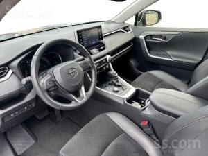Pelēks Toyota RAV4 2022 Rīga, ar dzinēja tilpumu 2.00 L un nobraukumu 44 tūkst. km par 32590 €, foto 11 vietnē AUTOMOTO.COM.LV