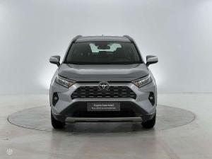 Grey Toyota RAV4 2022 in Vilnius, with an engine capacity of 1.99 L and mileage of 84 thousand km for 23900 €, photo 5 on AUTOMOTO.COM.LV
