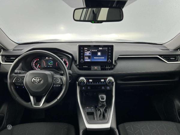 Pelēks Toyota RAV4 2022 Viļņa, ar dzinēja tilpumu 1.99 L un nobraukumu 84 tūkst. km par 23900 €, foto 8 vietnē AUTOMOTO.COM.LV