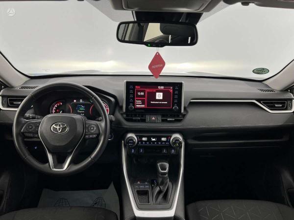 Pelēks Toyota RAV4 2022 Viļņa, ar dzinēja tilpumu 1.99 L un nobraukumu 118 tūkst. km par 23900 €, foto 8 vietnē AUTOMOTO.COM.LV
