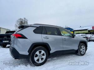 Pelēks Toyota RAV4 2022 Tartu, ar dzinēja tilpumu 2.50 L un nobraukumu 177 tūkst. km par 22900 €, foto 9 vietnē AUTOMOTO.COM.LV