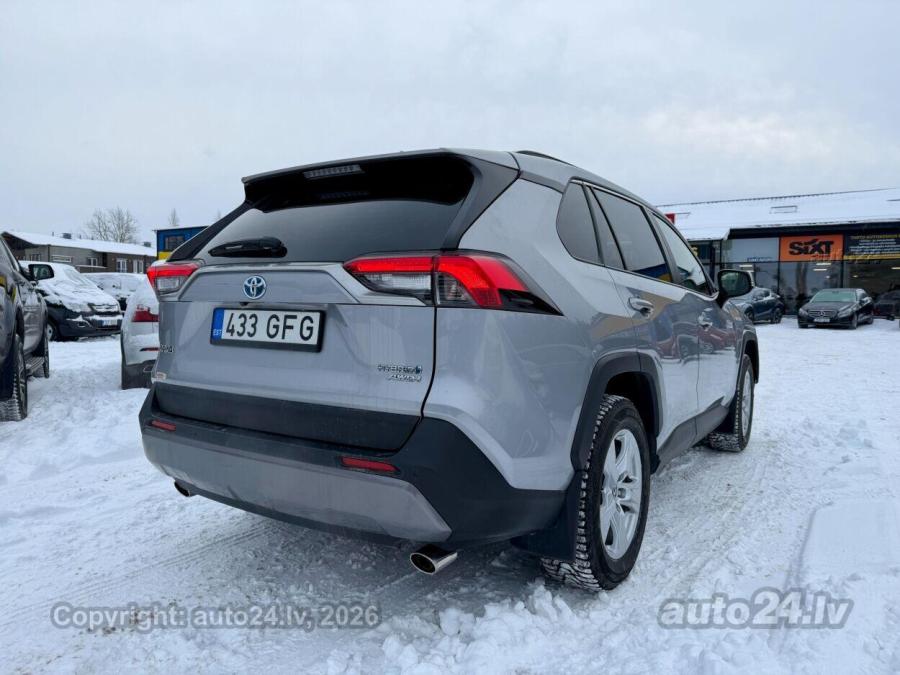Pelēks Toyota RAV4 2022 Tartu, ar dzinēja tilpumu 2.50 L un nobraukumu 177 tūkst. km par 22900 €, foto 10 vietnē AUTOMOTO.COM.LV