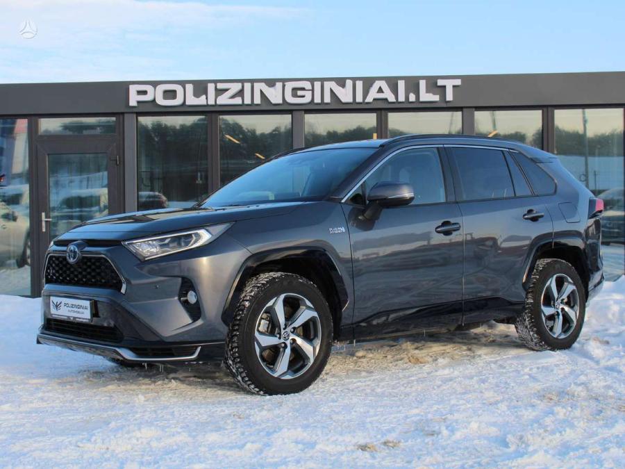 Pelēks Toyota RAV4 2022 Viļņa, ar dzinēja tilpumu 2.49 L un nobraukumu 132 tūkst. km par 31250 €, foto 1 vietnē AUTOMOTO.COM.LV