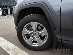 Pelēks Toyota RAV4 2022 Rīga, ar dzinēja tilpumu 2.00 L un nobraukumu 94 tūkst. km par 23990 €, foto 7 vietnē AUTOMOTO.COM.LV