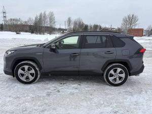 Pelēks Toyota RAV4 2022 Kauņa, ar dzinēja tilpumu 2.50 L un nobraukumu 210 tūkst. km par 19900 €, foto 2 vietnē AUTOMOTO.COM.LV
