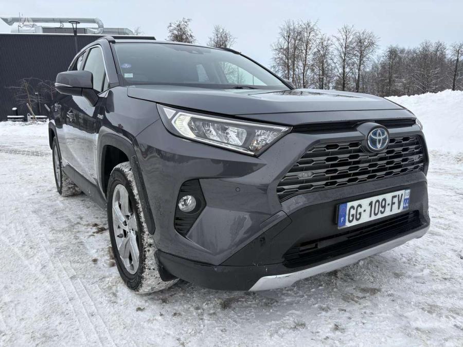 Pelēks Toyota RAV4 2022 Kauņa, ar dzinēja tilpumu 2.50 L un nobraukumu 210 tūkst. km par 19900 €, foto 7 vietnē AUTOMOTO.COM.LV