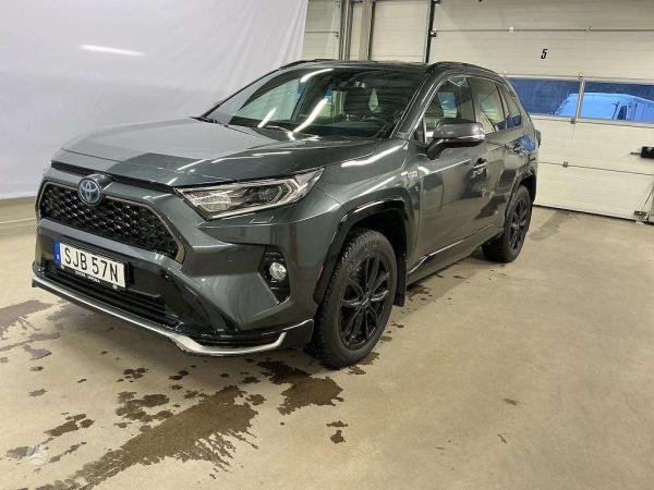 Grey Toyota RAV4 2022 in Vilnius, with an engine capacity of 2.49 L and mileage of 174 thousand km for 28000 €, photo 1 on AUTOMOTO.COM.LV
