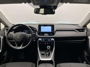 Pelēks Toyota RAV4 2022 Panevēža, ar dzinēja tilpumu 1.99 L un nobraukumu 106 tūkst. km par 23990 €, foto 20 vietnē AUTOMOTO.COM.LV