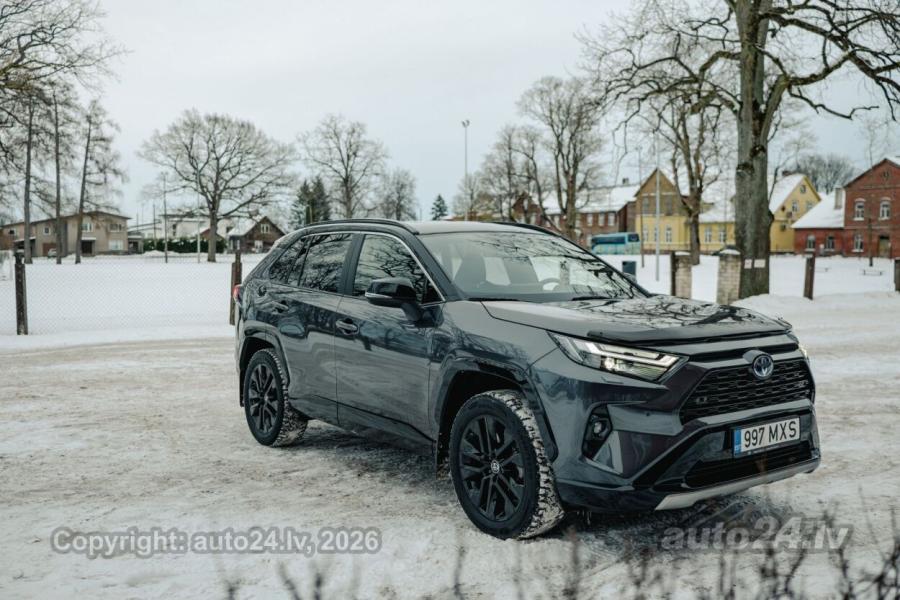Grey Toyota RAV4 2022 in Viljandi, with an engine capacity of 2.50 L and mileage of 68 thousand km for 35000 €, photo 18 on AUTOMOTO.COM.LV