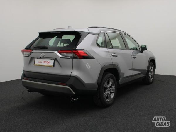 Grey Toyota RAV4 2022 in Vilnius, with an engine capacity of 2.00 L and mileage of 107 thousand km for 25799 €, photo 8 on AUTOMOTO.COM.LV