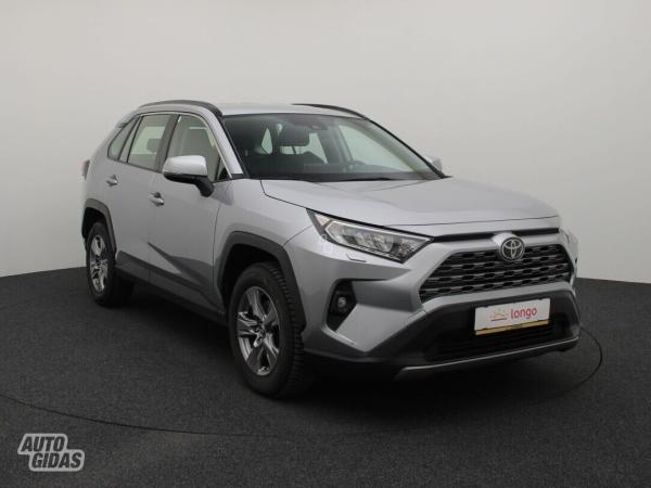 Grey Toyota RAV4 2022 in Vilnius, with an engine capacity of 2.00 L and mileage of 107 thousand km for 25799 €, photo 10 on AUTOMOTO.COM.LV
