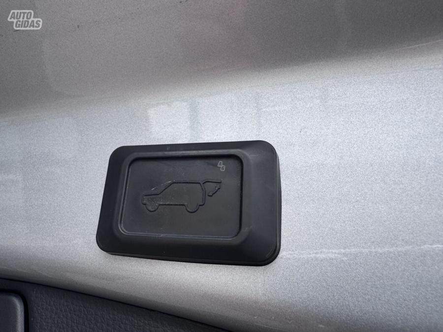 Grey Toyota RAV4 2022 in Avizieniai, with an engine capacity of 2.00 L and mileage of 133 thousand km for 23500 €, photo 10 on AUTOMOTO.COM.LV