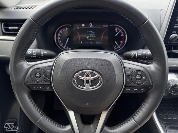Pelēks Toyota RAV4 2022 Avižieniai, ar dzinēja tilpumu 2.00 L un nobraukumu 133 tūkst. km par 23500 €, foto 10 vietnē AUTOMOTO.COM.LV
