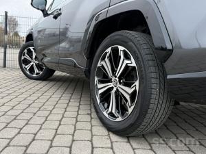 Pelēks Toyota RAV4 2022 Jelgava, ar dzinēja tilpumu 2.50 L un nobraukumu 85 tūkst. km par 37900 €, foto 8 vietnē AUTOMOTO.COM.LV