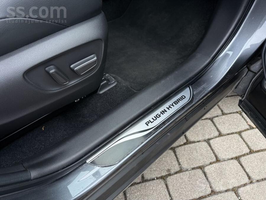 Pelēks Toyota RAV4 2022 Jelgava, ar dzinēja tilpumu 2.50 L un nobraukumu 85 tūkst. km par 37900 €, foto 13 vietnē AUTOMOTO.COM.LV