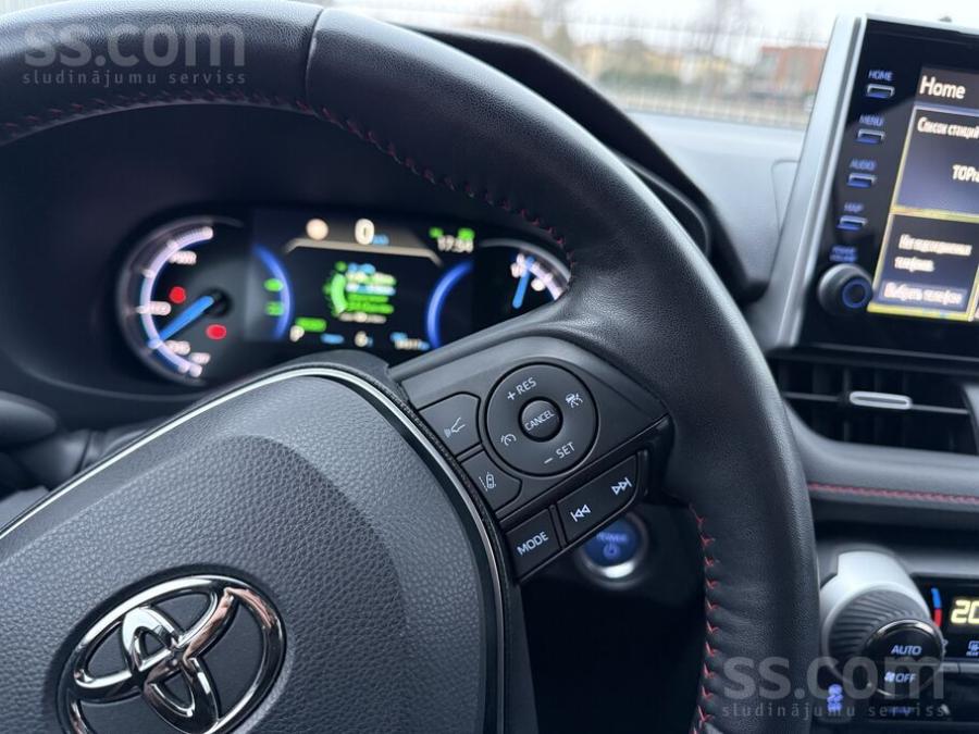 Pelēks Toyota RAV4 2022 Jelgava, ar dzinēja tilpumu 2.50 L un nobraukumu 85 tūkst. km par 37900 €, foto 23 vietnē AUTOMOTO.COM.LV