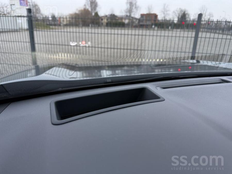 Pelēks Toyota RAV4 2022 Jelgava, ar dzinēja tilpumu 2.50 L un nobraukumu 85 tūkst. km par 37900 €, foto 25 vietnē AUTOMOTO.COM.LV
