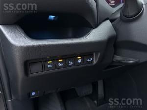 Pelēks Toyota RAV4 2022 Jelgava, ar dzinēja tilpumu 2.50 L un nobraukumu 85 tūkst. km par 37900 €, foto 27 vietnē AUTOMOTO.COM.LV