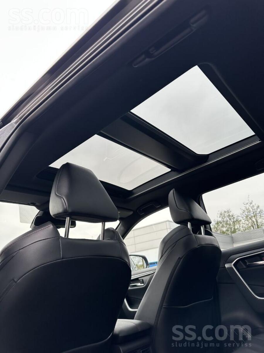 Pelēks Toyota RAV4 2022 Rīga, ar dzinēja tilpumu 2.50 L un nobraukumu 55 tūkst. km par 36500 €, foto 8 vietnē AUTOMOTO.COM.LV