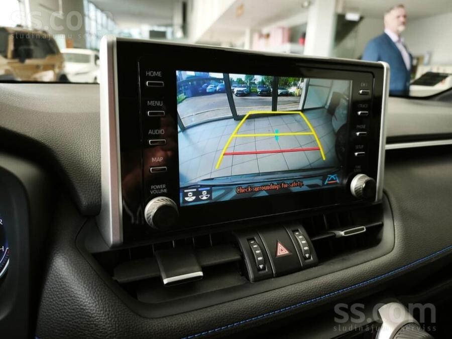 Pelēks Toyota RAV4 2022 Rīga, ar dzinēja tilpumu 2.50 L un nobraukumu 26 tūkst. km par 32900 €, foto 19 vietnē AUTOMOTO.COM.LV