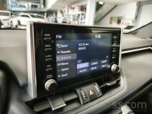 Pelēks Toyota RAV4 2022 Rīga, ar dzinēja tilpumu 2.50 L un nobraukumu 26 tūkst. km par 32900 €, foto 20 vietnē AUTOMOTO.COM.LV