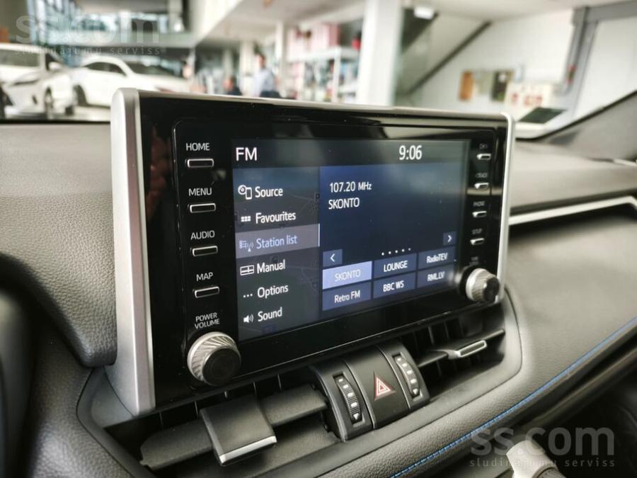 Pelēks Toyota RAV4 2022 Rīga, ar dzinēja tilpumu 2.50 L un nobraukumu 26 tūkst. km par 32900 €, foto 20 vietnē AUTOMOTO.COM.LV