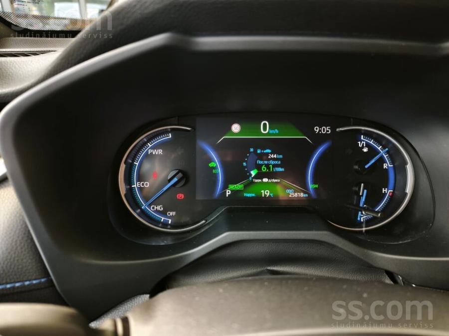 Pelēks Toyota RAV4 2022 Rīga, ar dzinēja tilpumu 2.50 L un nobraukumu 26 tūkst. km par 32900 €, foto 22 vietnē AUTOMOTO.COM.LV
