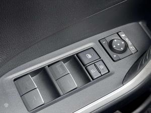 Pelēks Toyota RAV4 2022 Viļņa, ar dzinēja tilpumu 2.00 L un nobraukumu 78 tūkst. km par 23950 €, foto 26 vietnē AUTOMOTO.COM.LV
