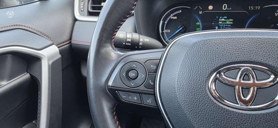 Pelēks Toyota RAV4 2022 Viļņa, ar dzinēja tilpumu 2.49 L un nobraukumu 121 tūkst. km par 33350 €, foto 14 vietnē AUTOMOTO.COM.LV