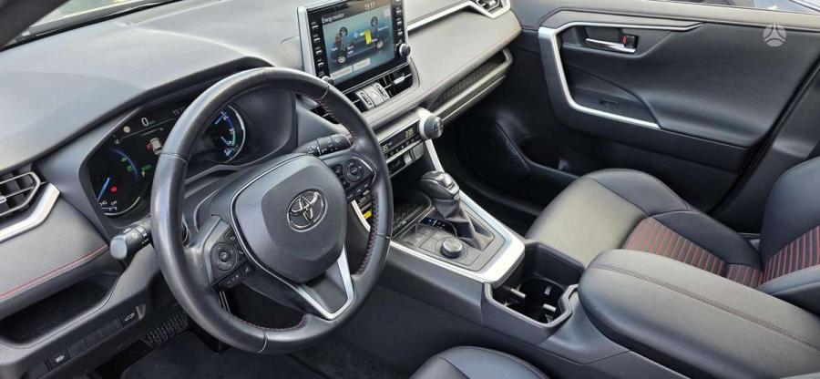 Pelēks Toyota RAV4 2022 Viļņa, ar dzinēja tilpumu 2.49 L un nobraukumu 121 tūkst. km par 33350 €, foto 21 vietnē AUTOMOTO.COM.LV
