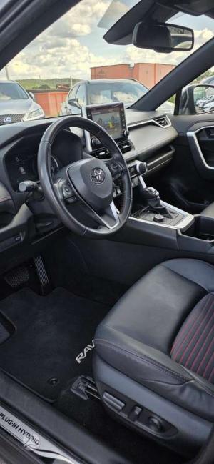 Pelēks Toyota RAV4 2022 Viļņa, ar dzinēja tilpumu 2.49 L un nobraukumu 121 tūkst. km par 33350 €, foto 22 vietnē AUTOMOTO.COM.LV