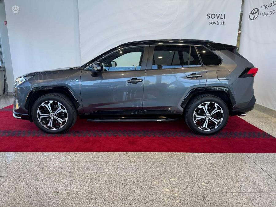 Pelēks Toyota RAV4 2022 Šauļi, ar dzinēja tilpumu 2.49 L un nobraukumu 69 tūkst. km par 36900 €, foto 6 vietnē AUTOMOTO.COM.LV