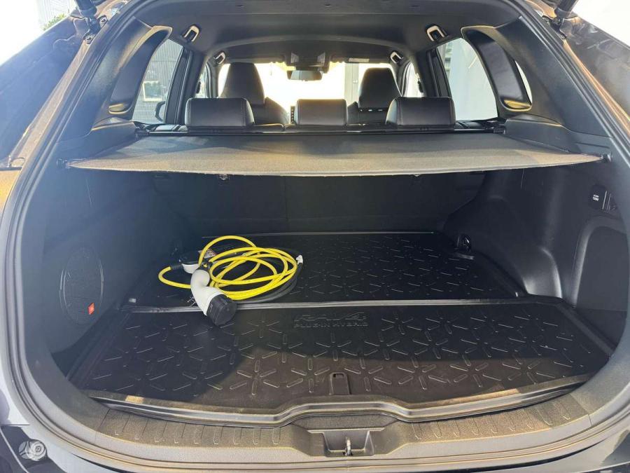 Pelēks Toyota RAV4 2022 Šauļi, ar dzinēja tilpumu 2.49 L un nobraukumu 69 tūkst. km par 36900 €, foto 10 vietnē AUTOMOTO.COM.LV