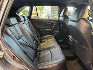 Pelēks Toyota RAV4 2022 Šauļi, ar dzinēja tilpumu 2.49 L un nobraukumu 69 tūkst. km par 36900 €, foto 30 vietnē AUTOMOTO.COM.LV