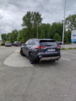 Серый Тойота РАВ 4 2022 в Тарту, объемом двигателя 2.50 л и пробегом 105 тыс. км за 36000 €, фото 6 на AUTOMOTO.COM.LV